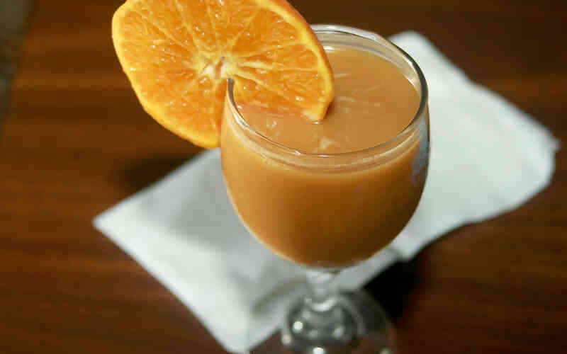 Wie erstelle ich einen Zitrone-Frappe